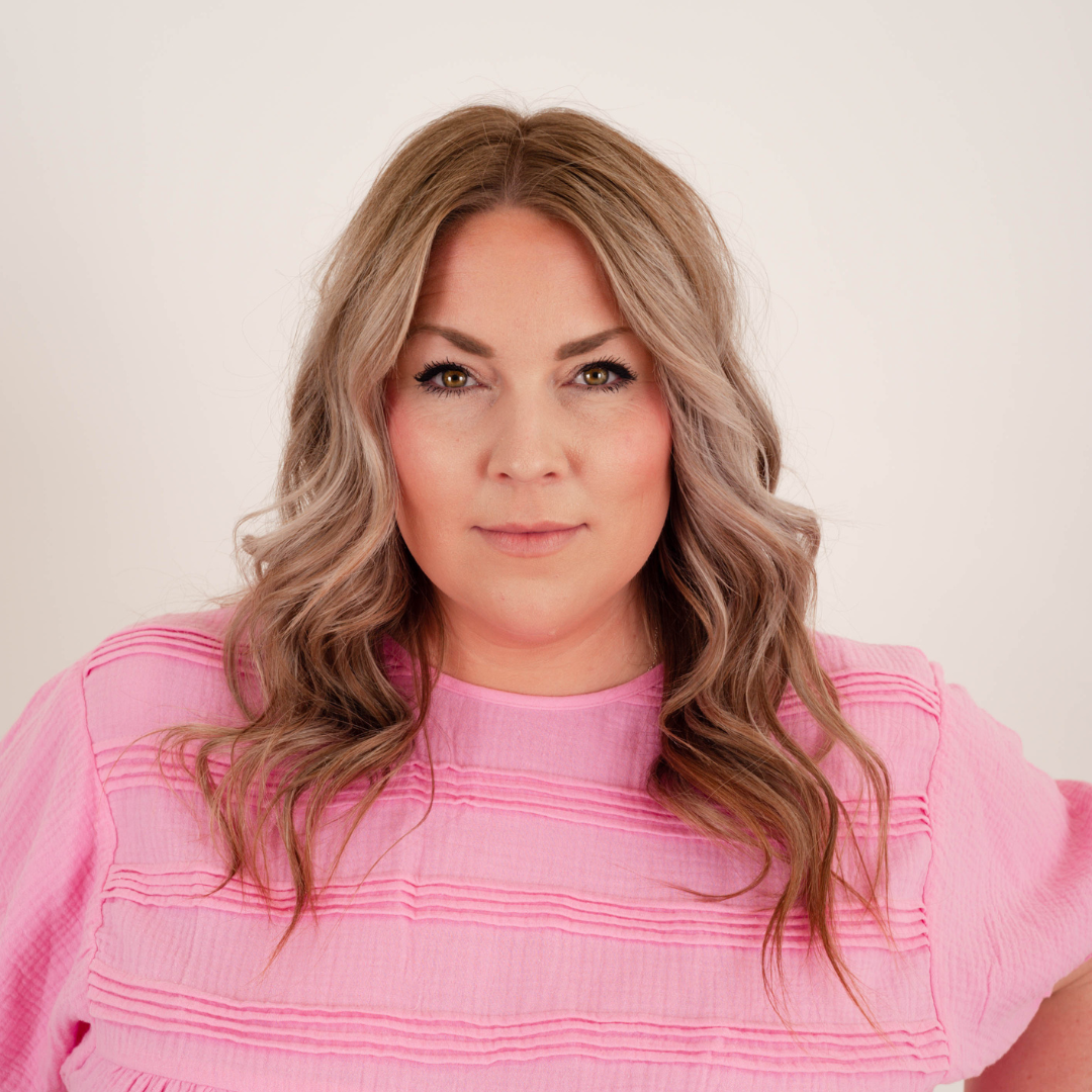 Meet The Models – Stitch & Stone